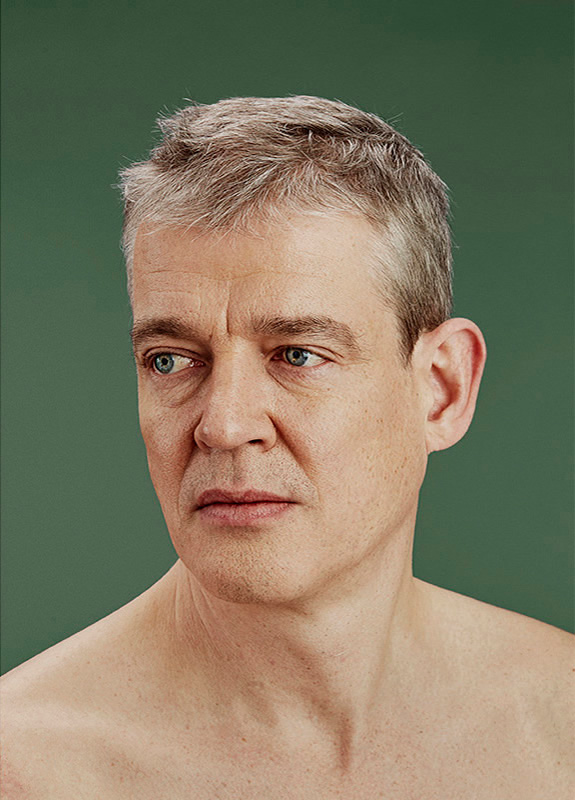 JONAS HOLTHAUS . PHOTOGRAPHY BERLIN